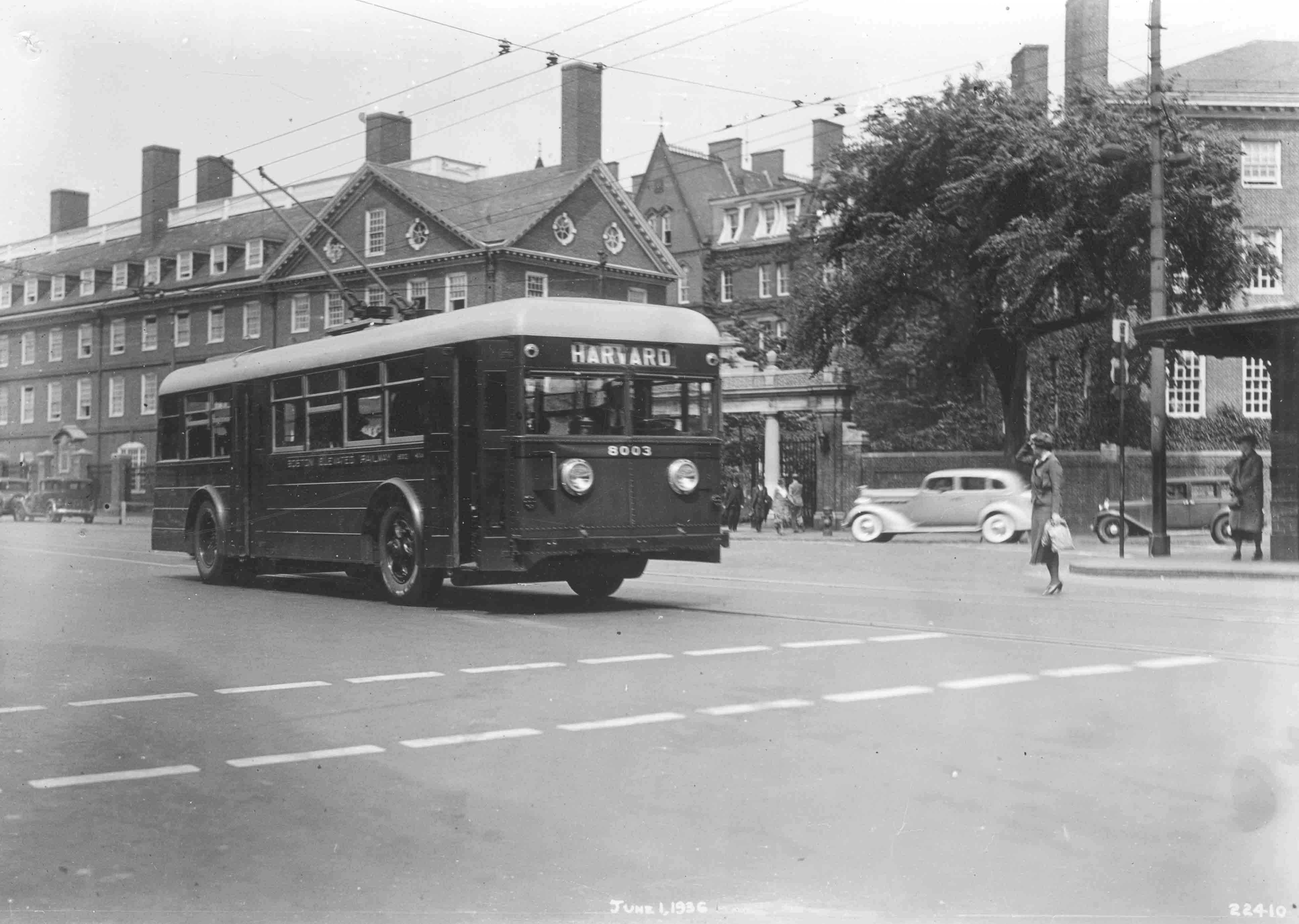 Trackless Trolleys and Dual-Mode Vehicles – Boston In Transit